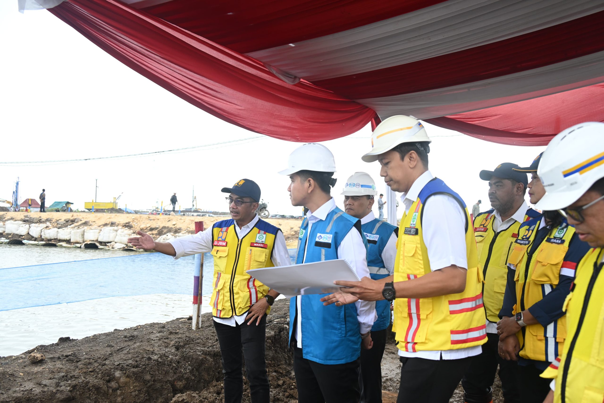 Proyek Tanggul Pantura Dikebut, Gibran: Ancaman Banjir Rob Makin Serius ...